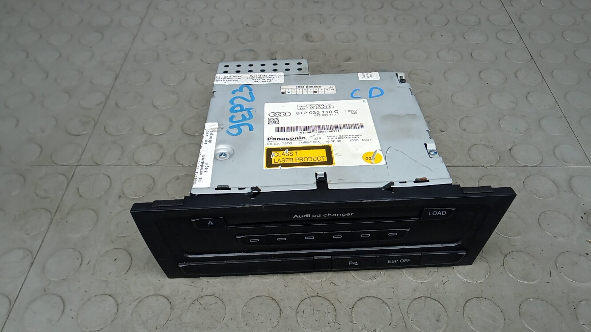 CD-чейнджер AUDI A4 B8, Номер 8T2035110C