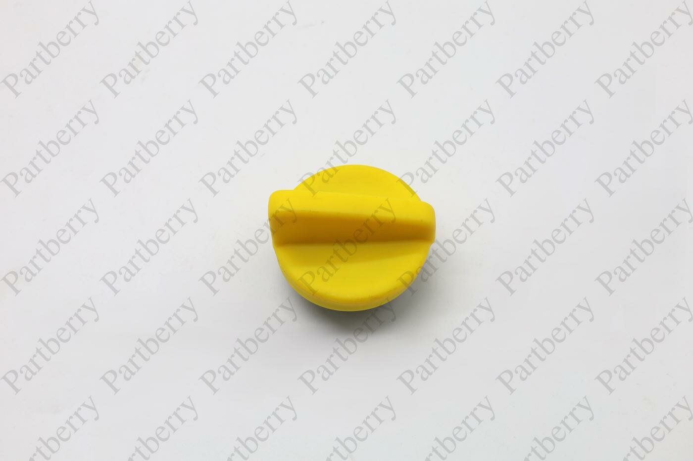 Крышка маслозаливной горловины PARTBERRY PB183693 для RENAULT 8200062947, NISSAN 8200062947, RENAULT 8200039694.