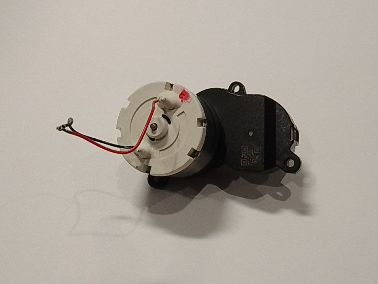 Мотор (Двигатель) боковой щетки робота пылесоса Xiaomi Robot Vacuum (S20)