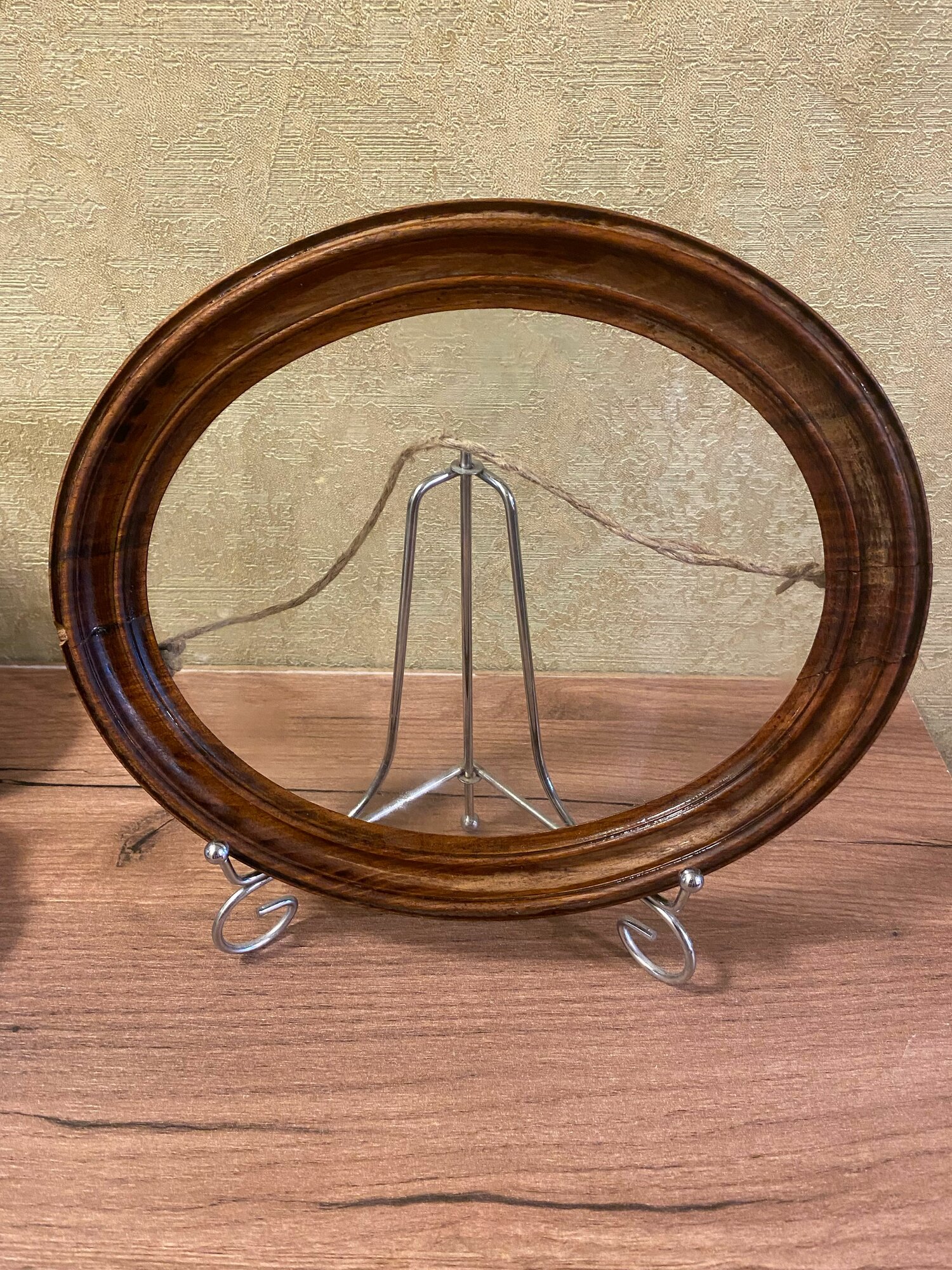 Старинная овальная рамка для фото, дерево, стекло