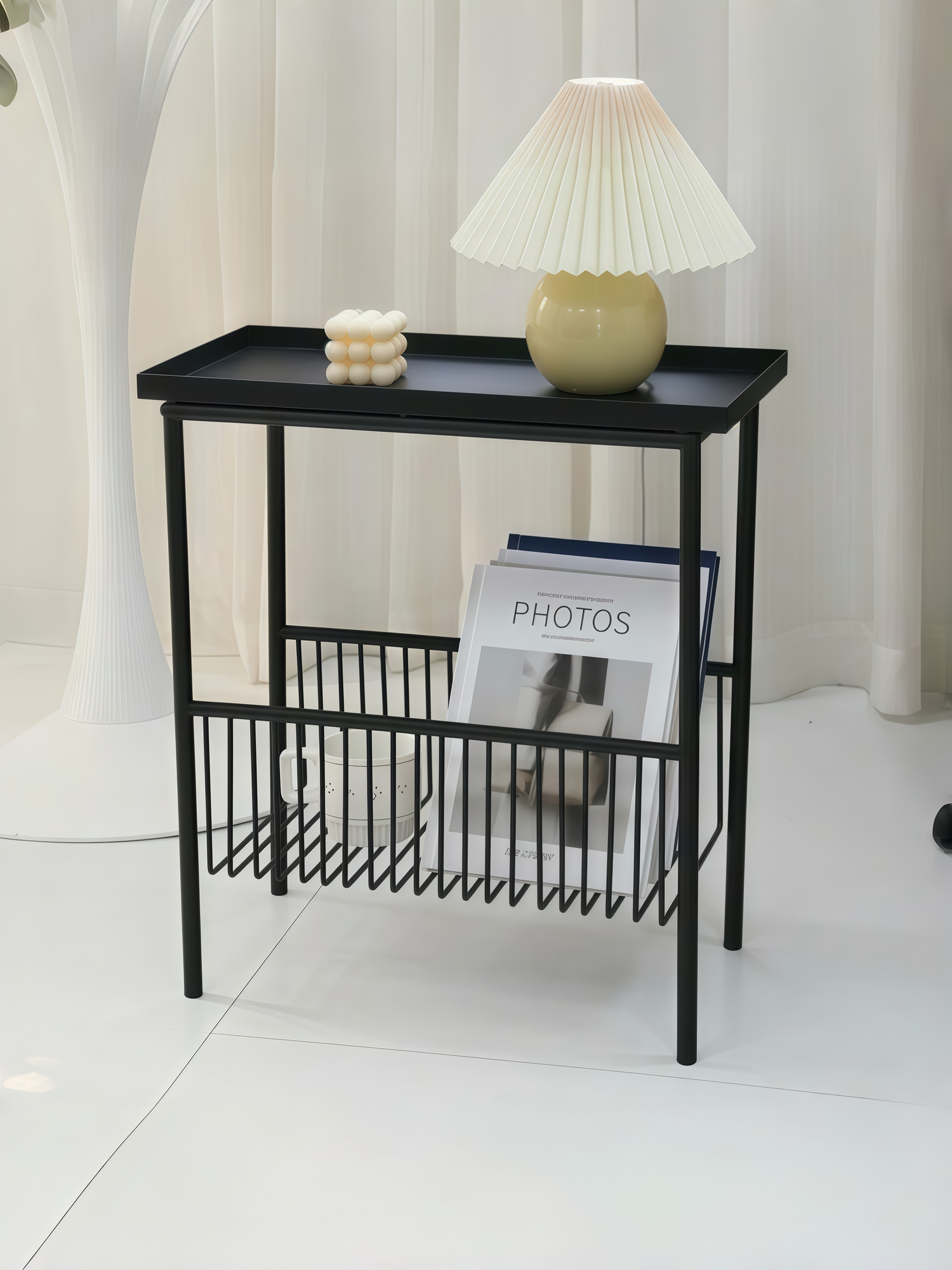 Маленький черный журнальный столик, прикроватная тумбочка из кованого железа,50 * 25 * 55
