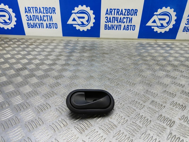 Б/У Ручка двери задней внутренняя левая Renault Duster HS / Рено Дастер HS 1.6 K4MA606 102 Л.С 2013