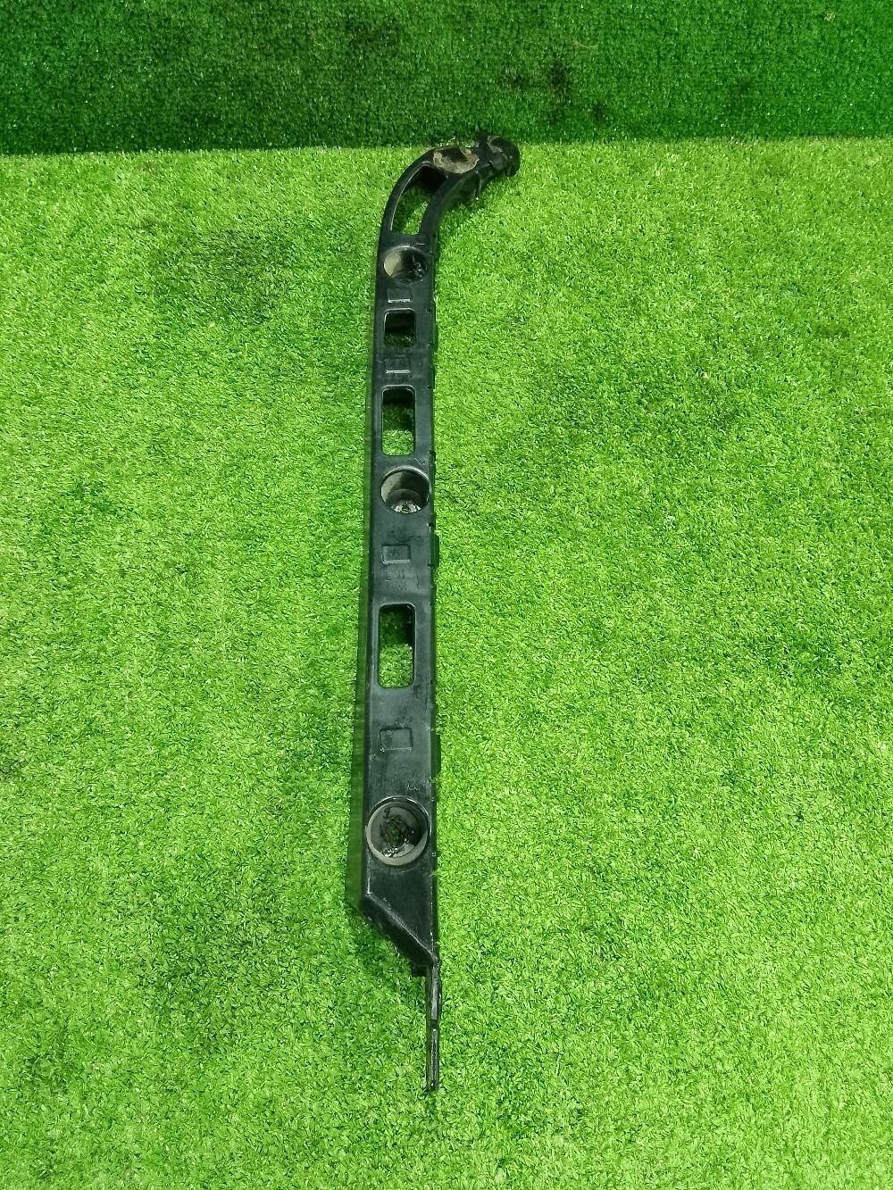 Кронштейн заднего бампера правый Chevrolet Cruze Б/У с пробегом