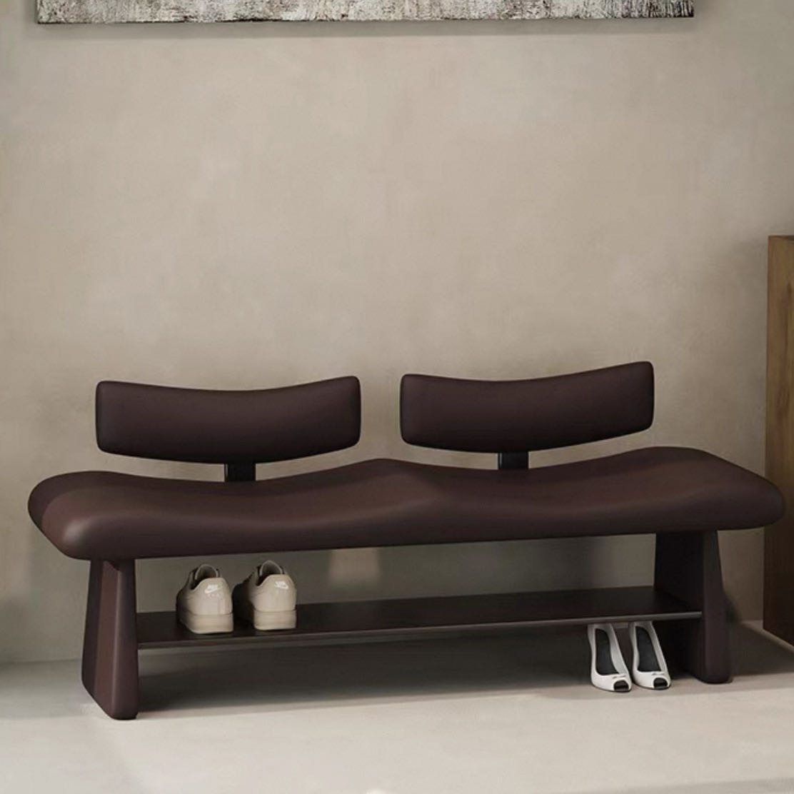 Интерьерная банкетка с фигурным сиденьем и полкой для обуви Almaden (цвет темно-коричневый / 140см)