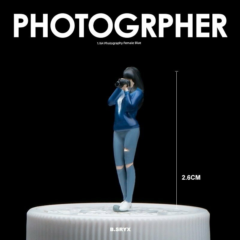 Миниатюрная фигурка фотографа-девушки 1:64 масштаб в синем платье для съемки сцен, ручная работа