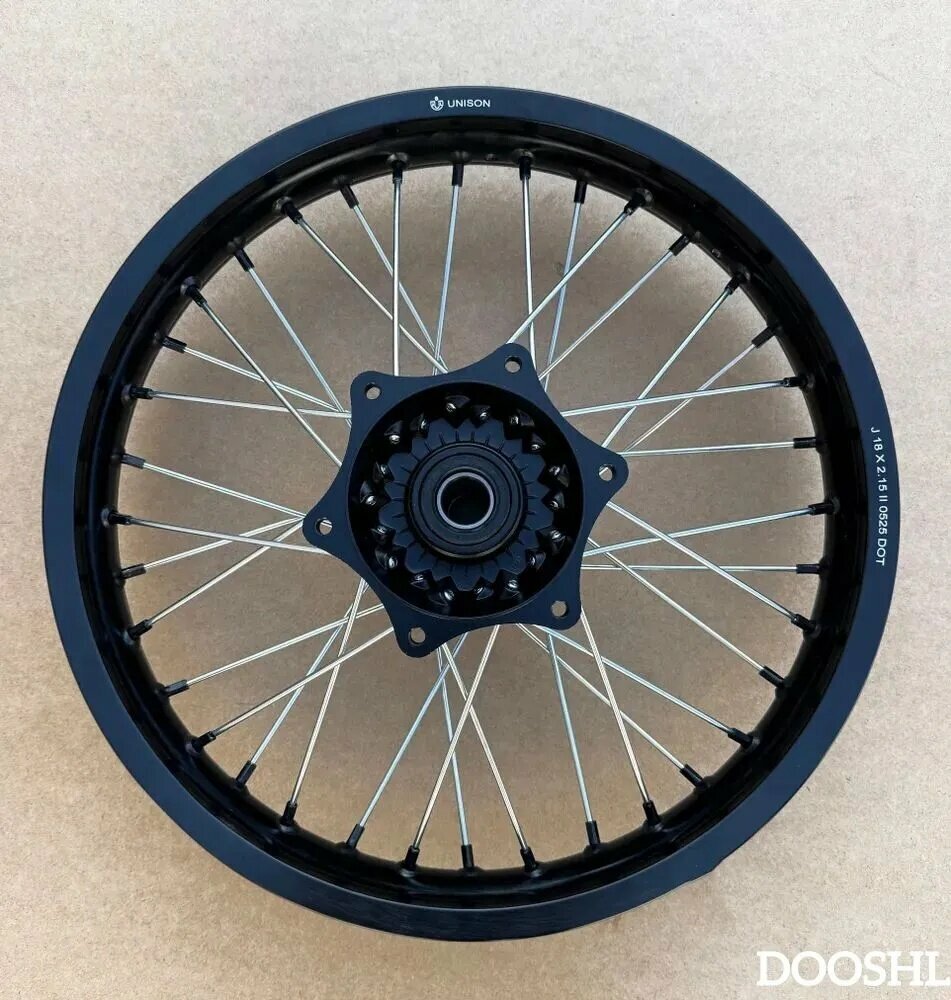 Обод (диск) 18" задний алюминий 7116, тип KTM (2.15-R18, черный, 36 спиц)