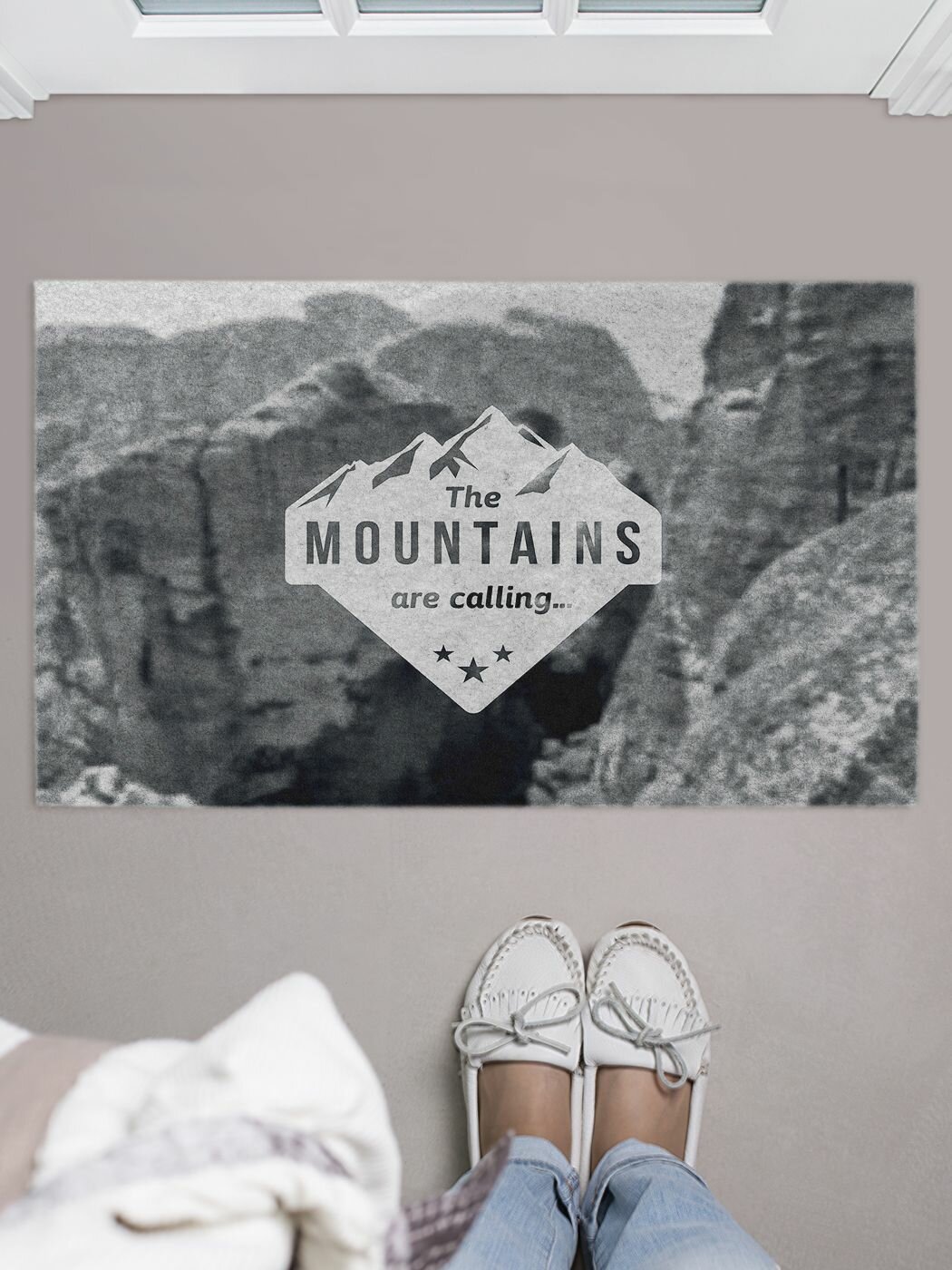 Коврик придверный в прихожую с принтом "Горы зовут" 45 на 75 см , JoyArty, серия Мужские праздники