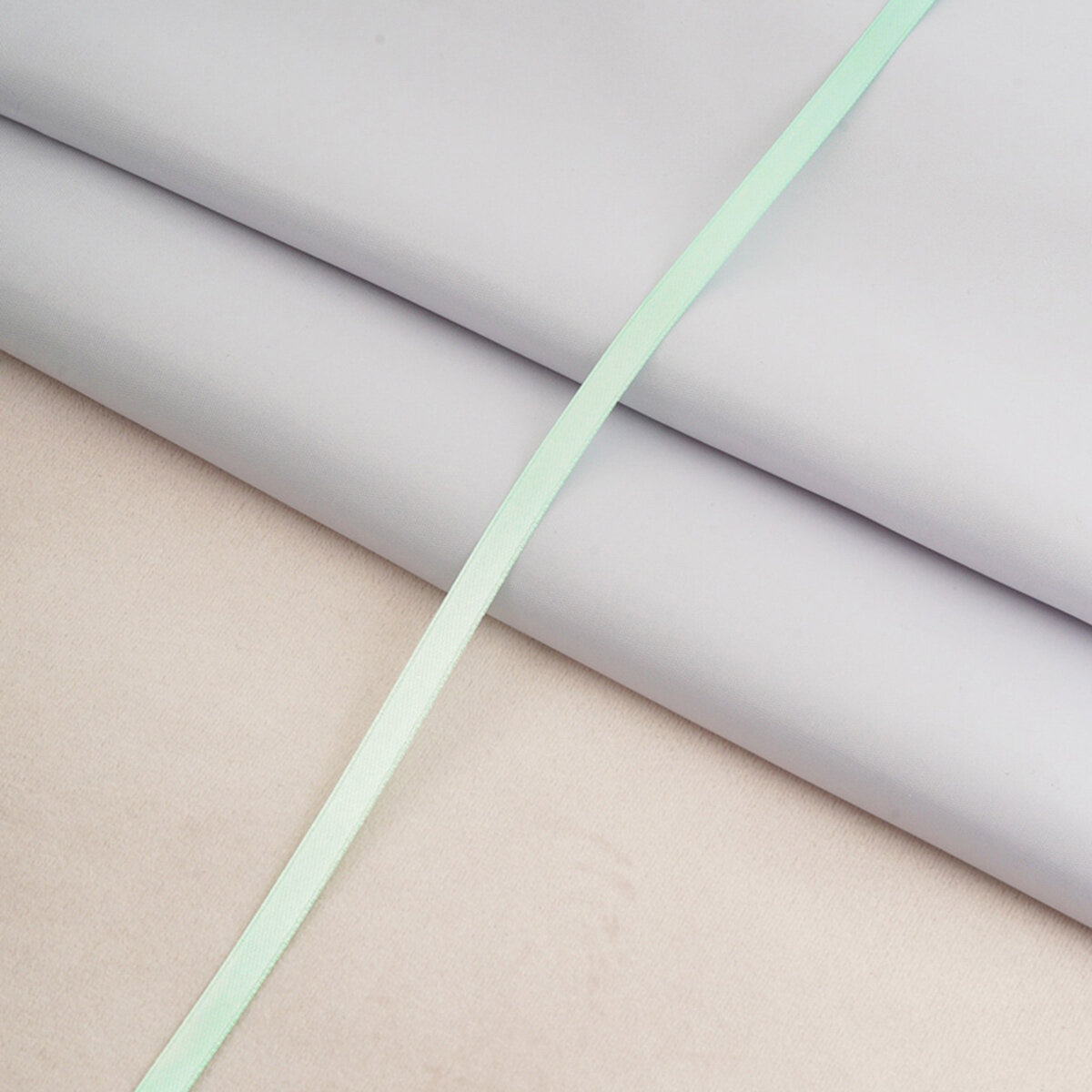 6102-0008 Лента атласная двусторонняя 6мм*22,86м (C1153 мятный), 22.86 м