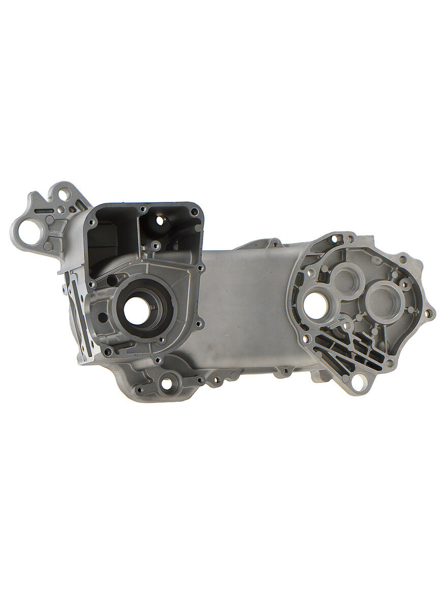 Картер двигателя левый (короткая база) для скутера Китаец с двигателем 139QMB 50-70 см3