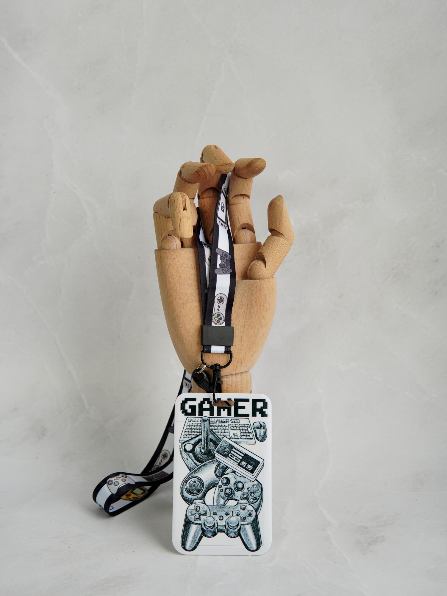 Держатель для бейджа / пропуска Gamer | Белая база | Арсенал геймера | Ретро-респект