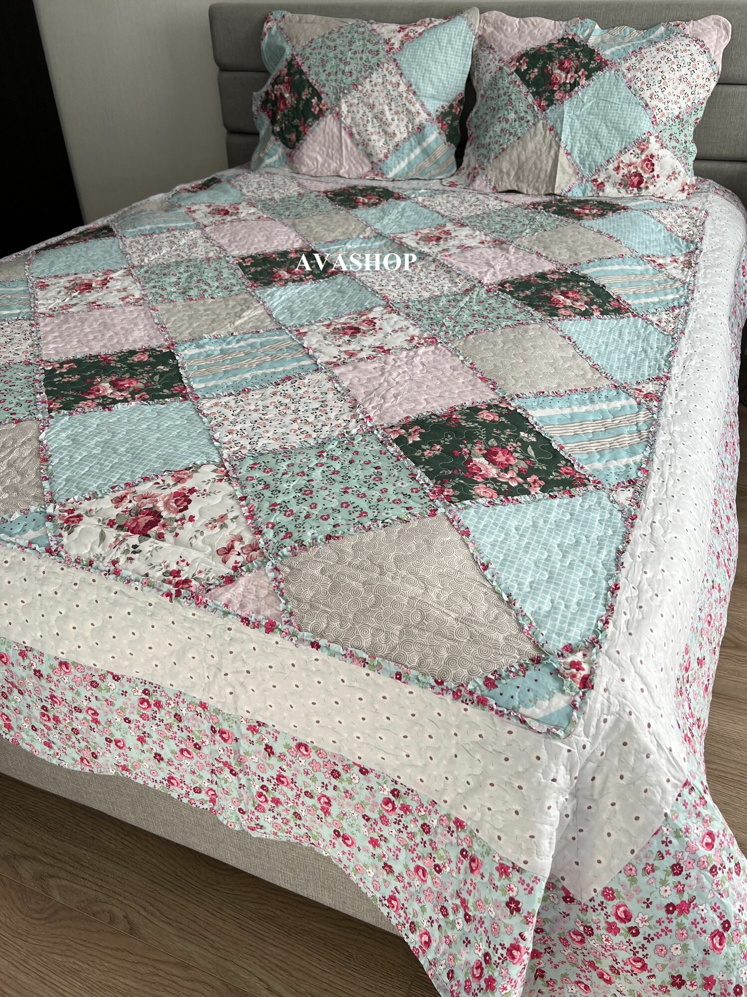 Покрывало с наволочками лоскутное пэчворк Зелено-Голубой 240х220 Patchwork