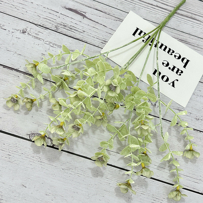 Синтетический букет эвкалиптовых цветов с реалистичным видом для домашнего декора и творческих проектов light green