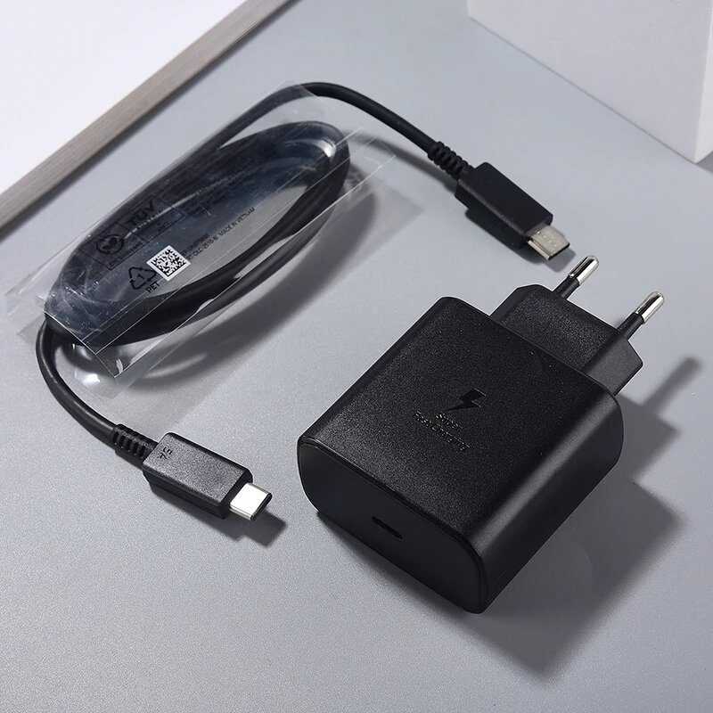 Супербыстрое зарядное устройство Samsung 45 Вт, адаптер типа C для Galaxy S24 S23 Black EU and Cable