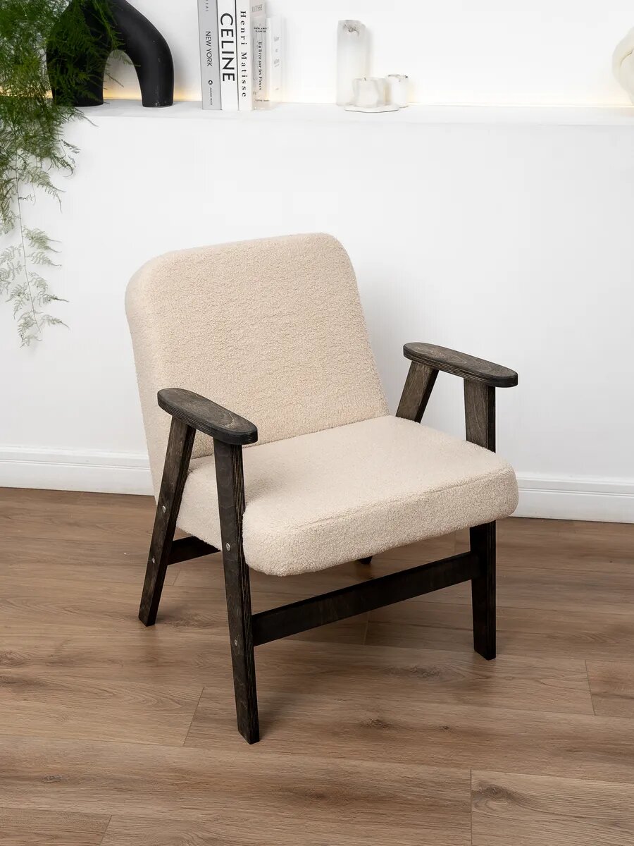 Кресло мягкое в гостиную, на кухню