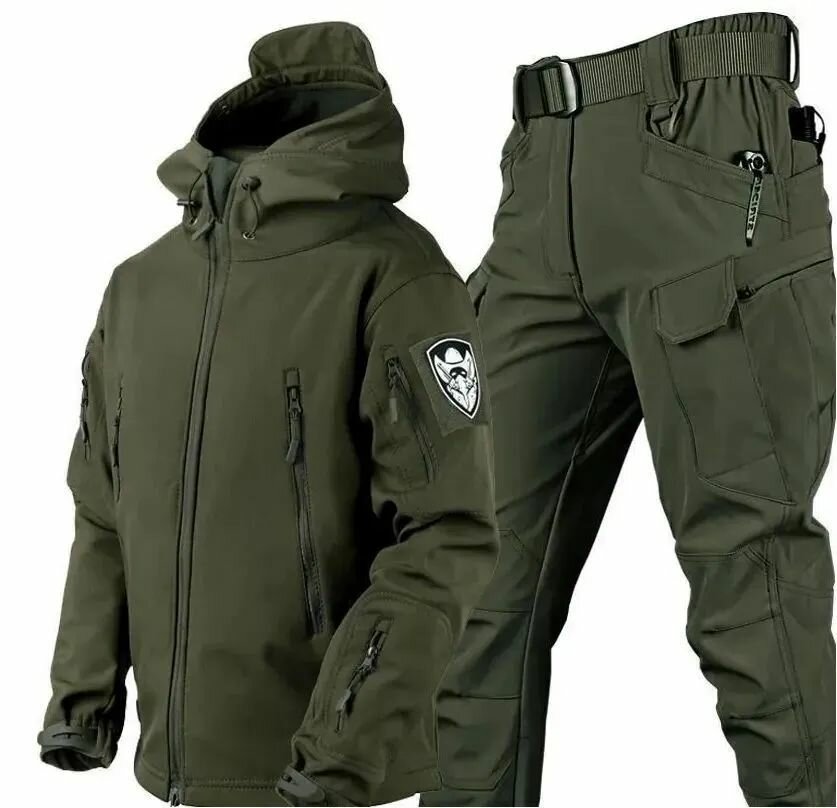 Костюм демисезонный