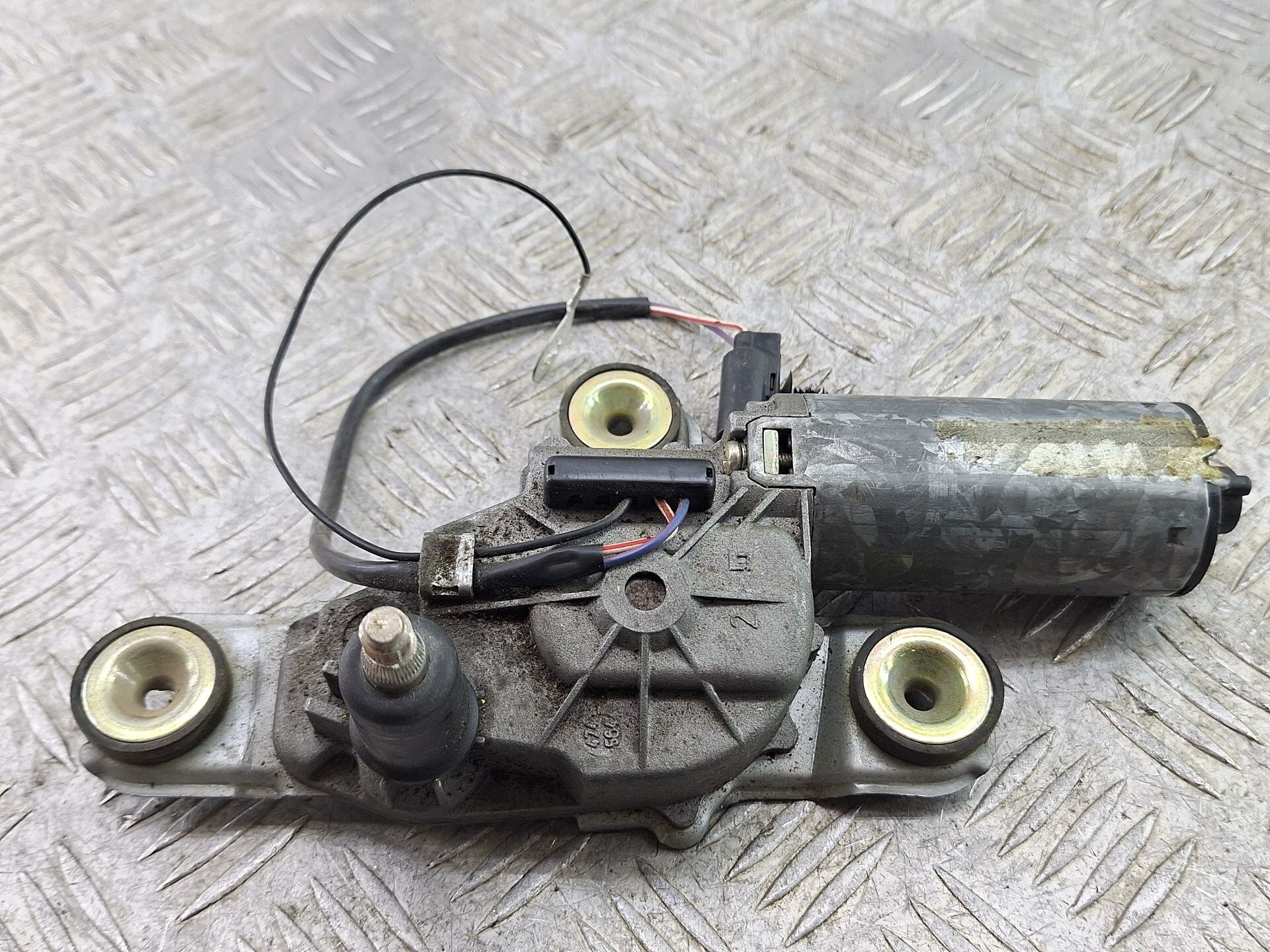 Моторчик заднего стеклоочистителя (дворника) Ford Ka 2001 97KG17K441AD