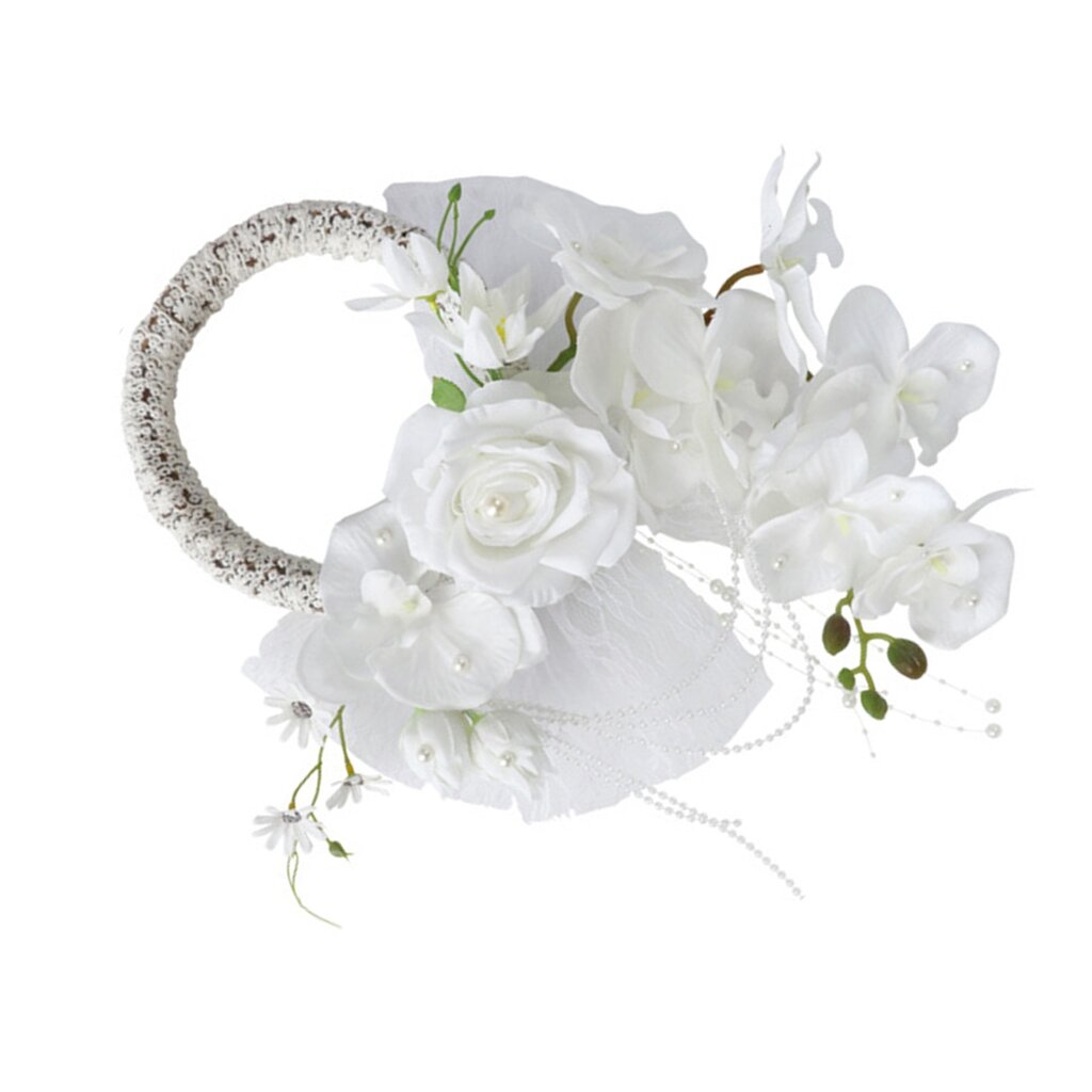 Венок невесты из искусственных орхидей фаленопсис, который можно держать в руках.