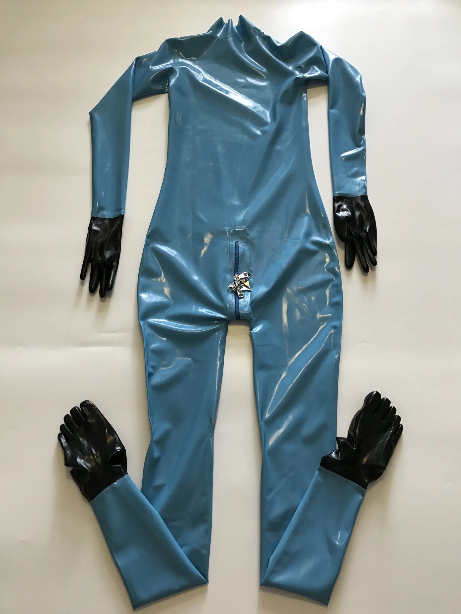 Latexshine телесный Латекс Полный боди Catsuit силиконовые формы для груди Poeckt рот, презерватив с застежкой-молнией сзади M, picture color