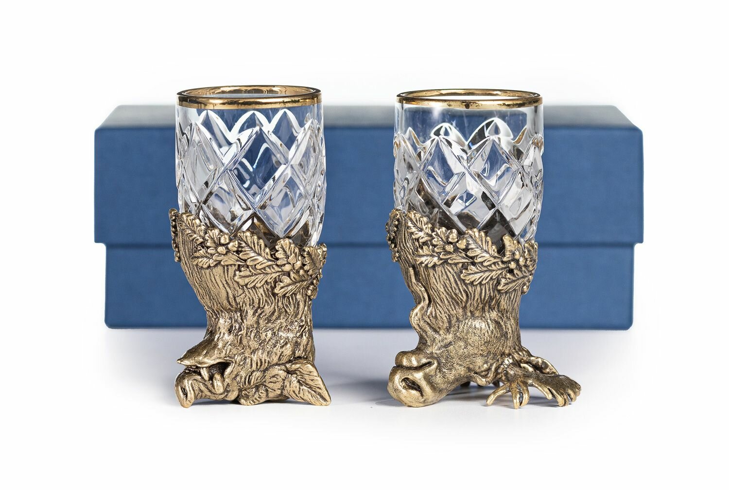 Подарочный набор мини чарки "Лесные звери" (кабан, лось). Ручное литье, Россия.