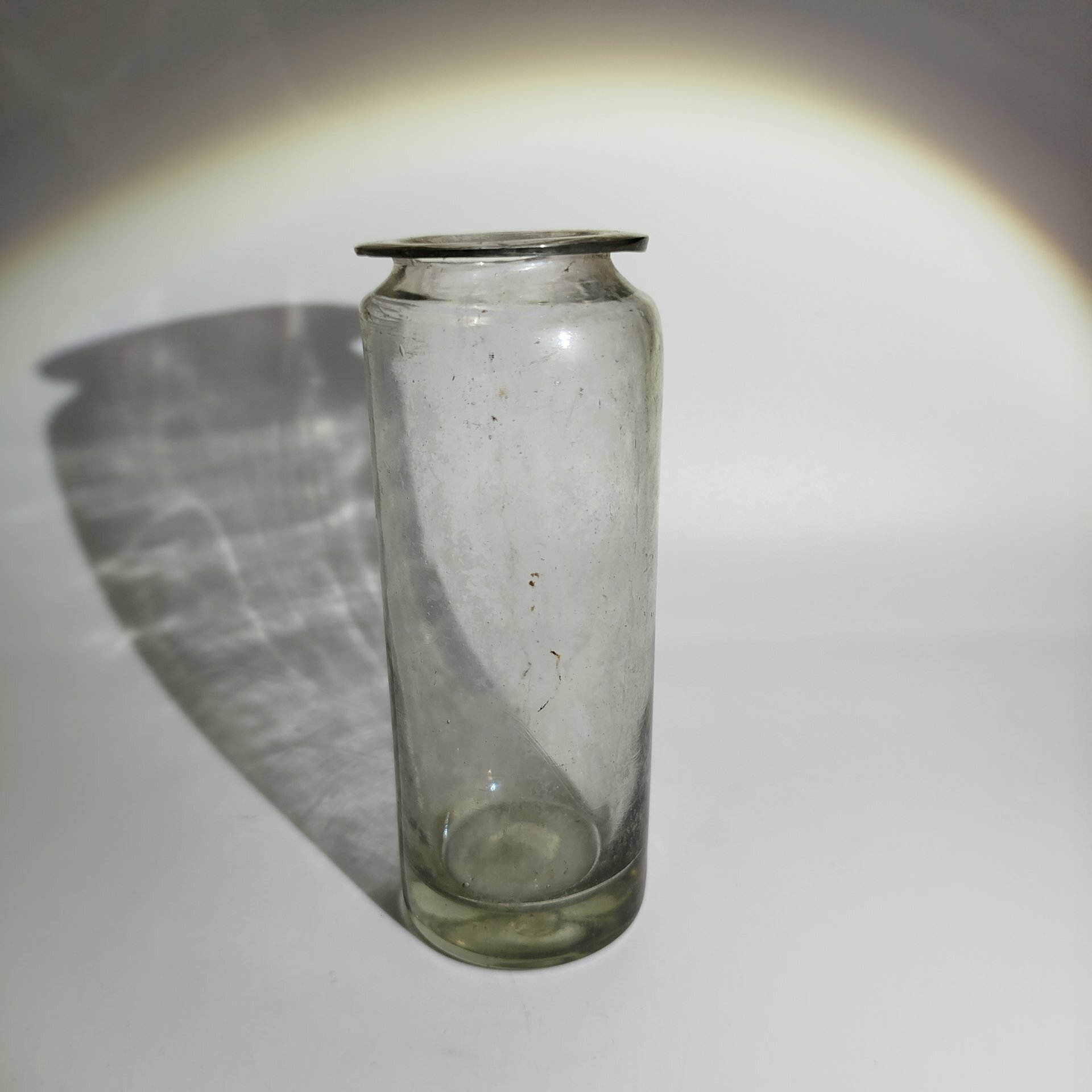 Банка цилиндрической формы, стекло, Россия, 1900-1940 гг.
