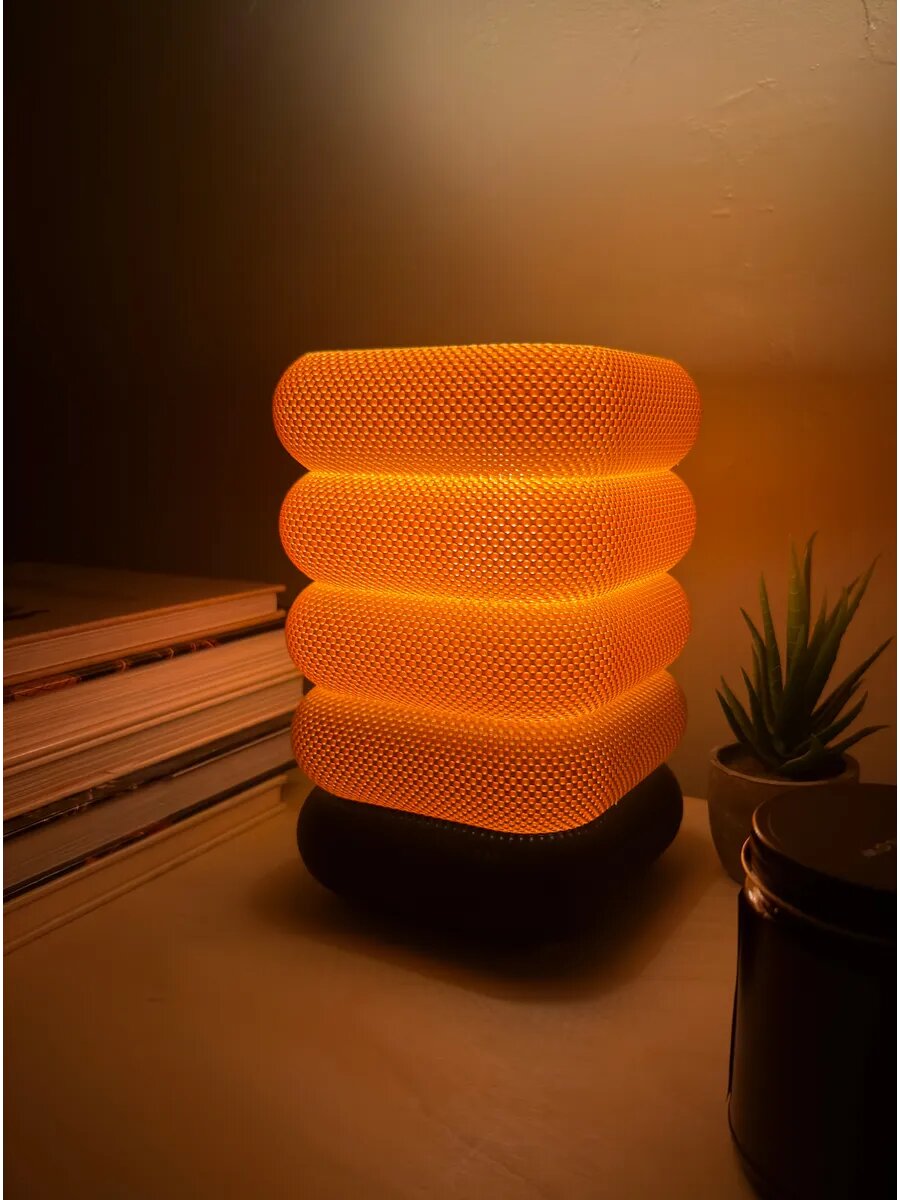 Настольный светильник в стиле IKEA