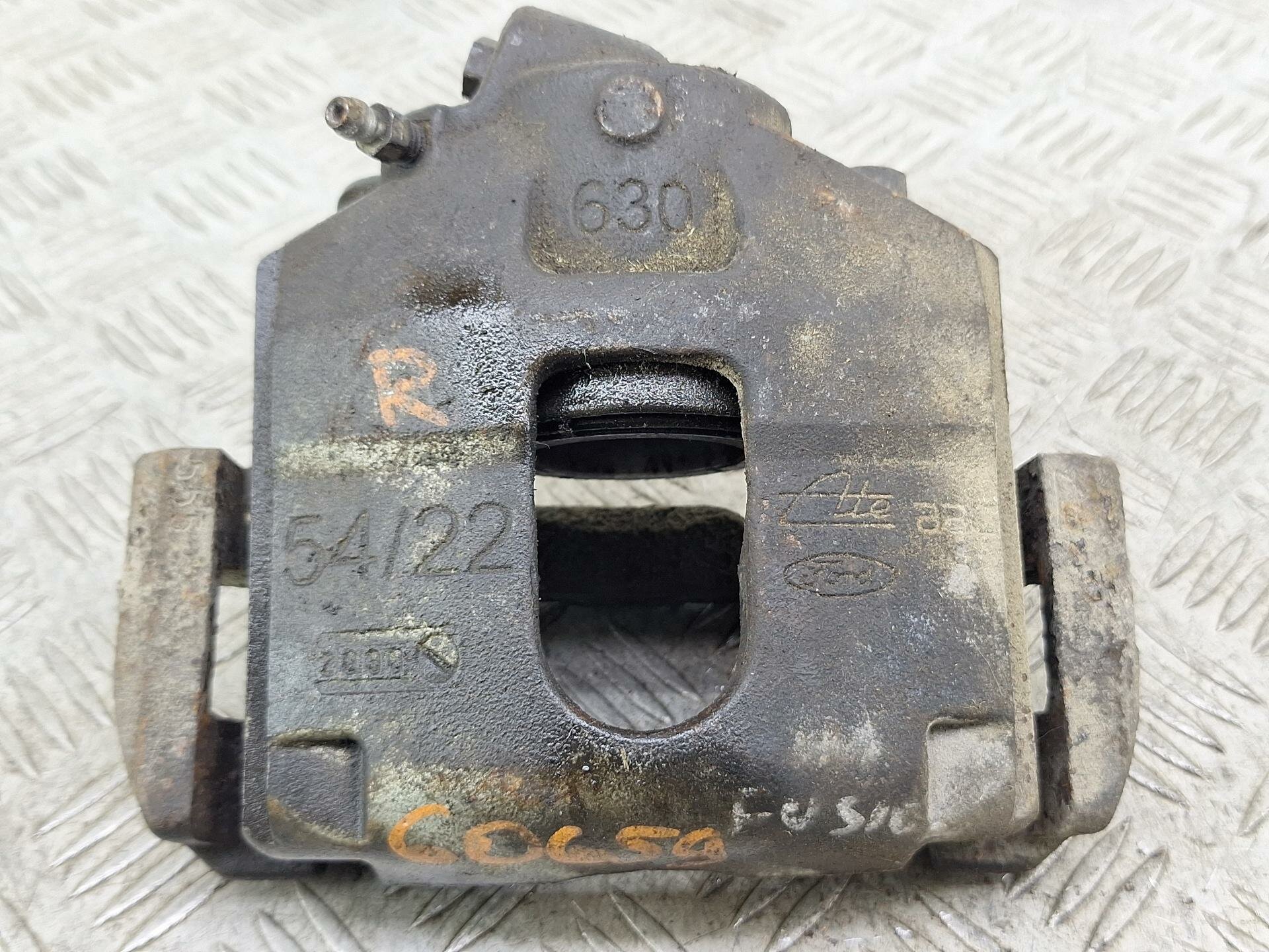 Суппорт тормозной передний правый Ford Fusion рест. 2007