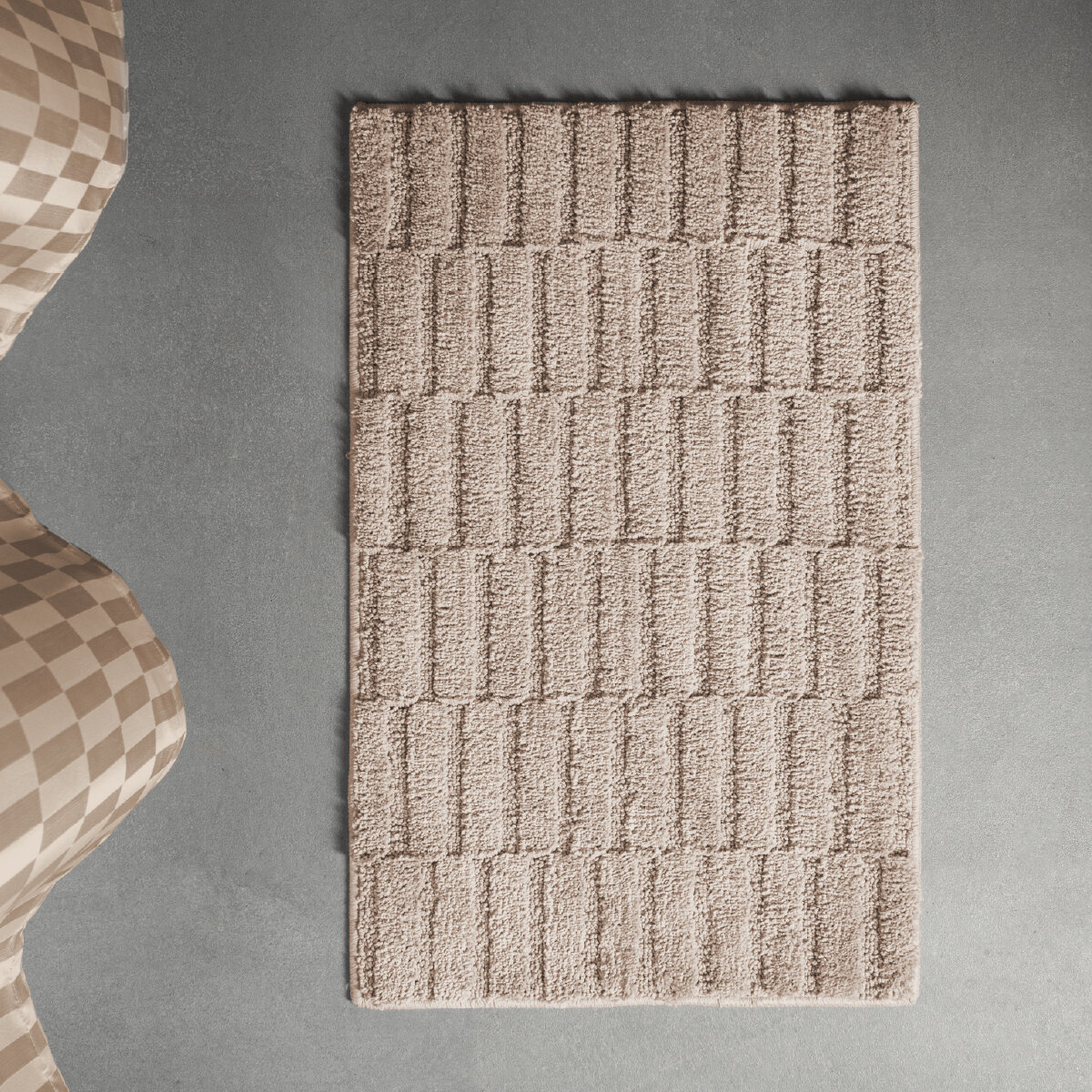 Коврик для ванной комнаты однотонный 50х80 см Terapy бежевый