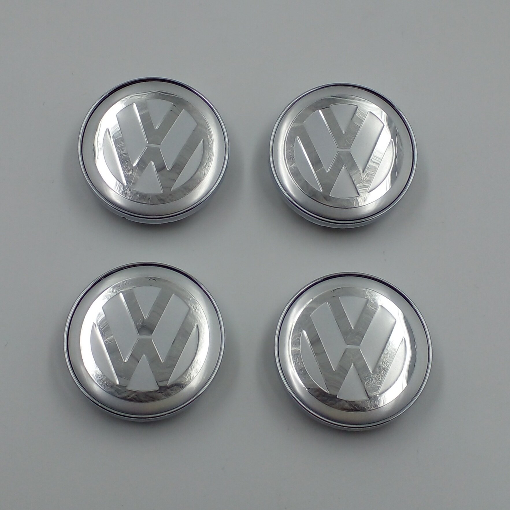 Колпачки заглушки на литые диски с эмблемой 60 мм 4 шт