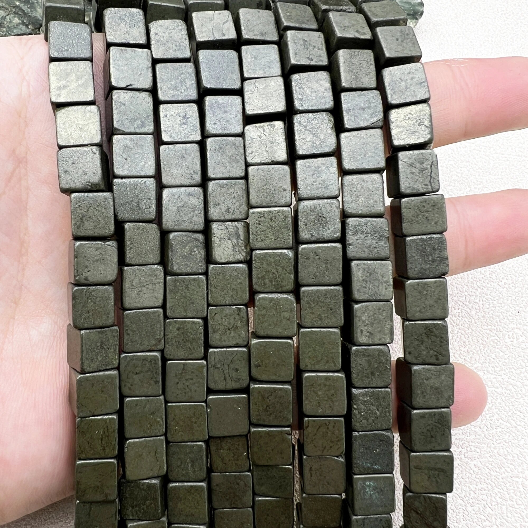 2 нити, 8 мм, натуральный Железный пиритовый камень, кубические бусины для изготовления ювелирных изделий MY240525