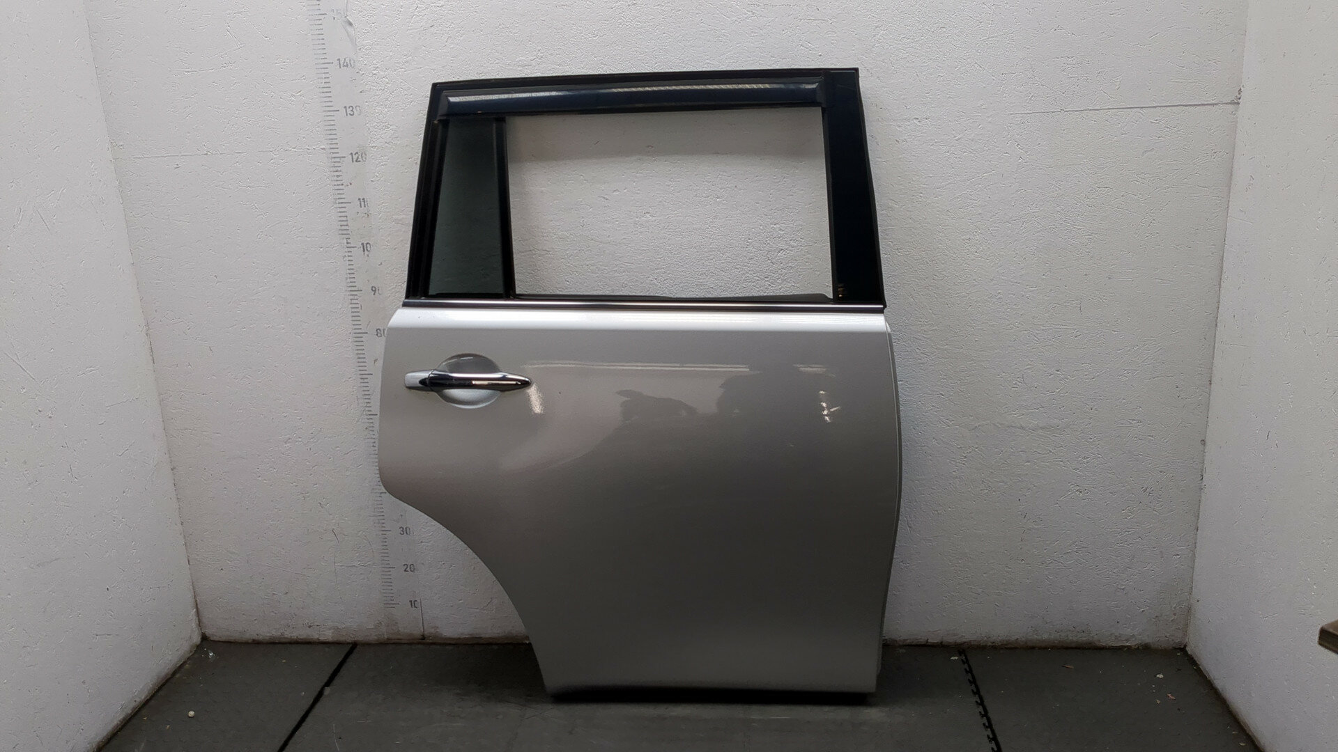 Дверь боковая (легковая) правая задняя Infiniti QX56 Б/У