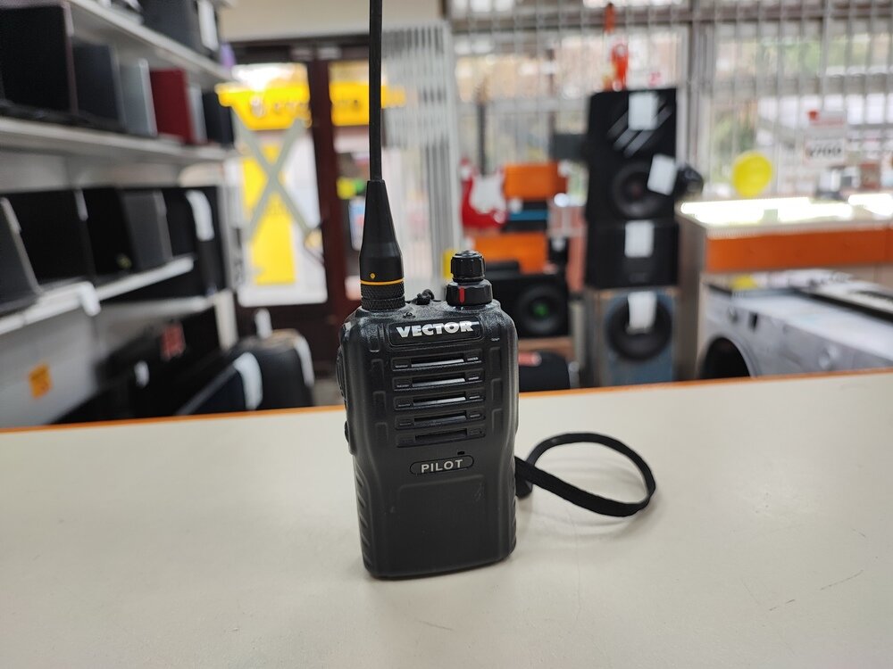 Рации Vectror VT-47, радиостанции, связь, прием, б/у, уценка