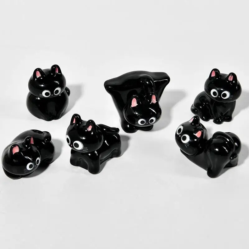 Миниатюрные фигурки котов PlumHOUSE