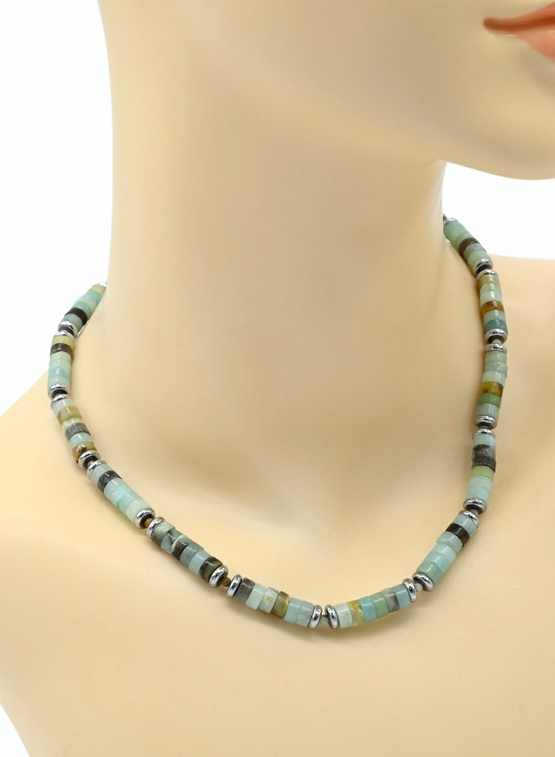 Чокер, амазонит