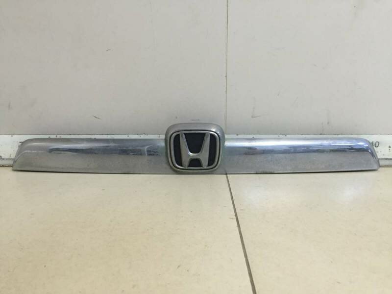 Накладка двери багажника Honda CR-V 2007-2012