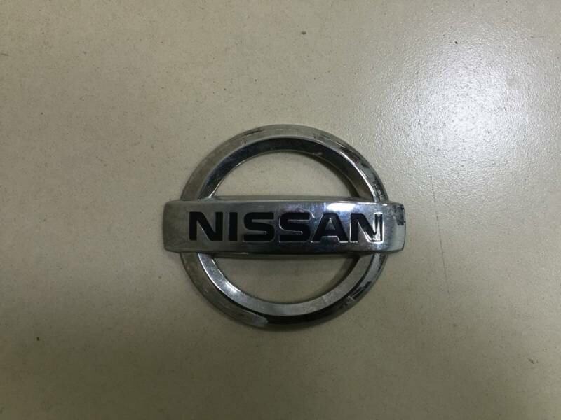 Эмблема Nissan Sentra B17 2012-2019