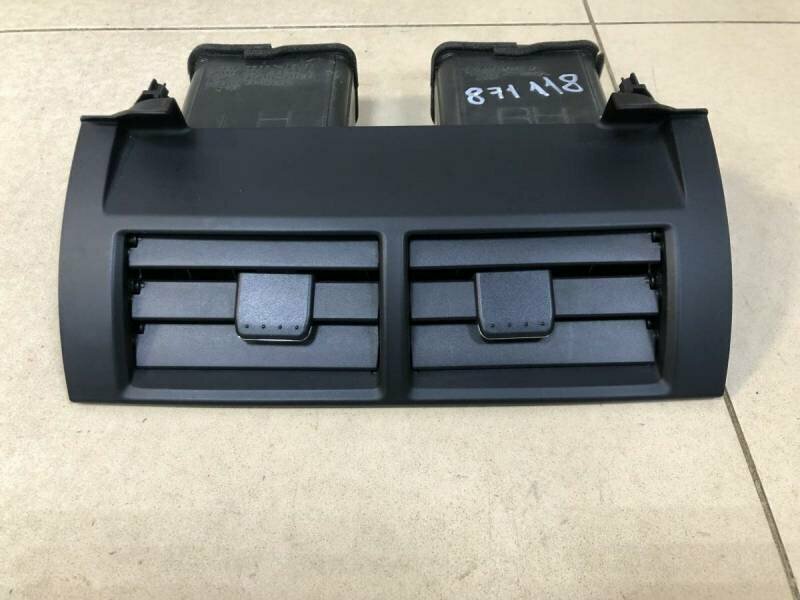 Дефлектор воздушный Toyota Camry V50 2011-2017