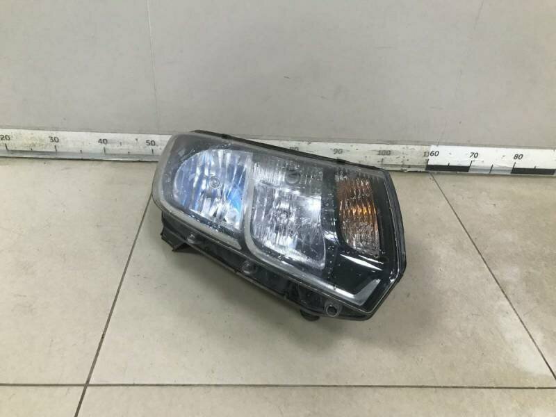 Фара правая Renault Sandero 2014 кат.номер: 260105559R