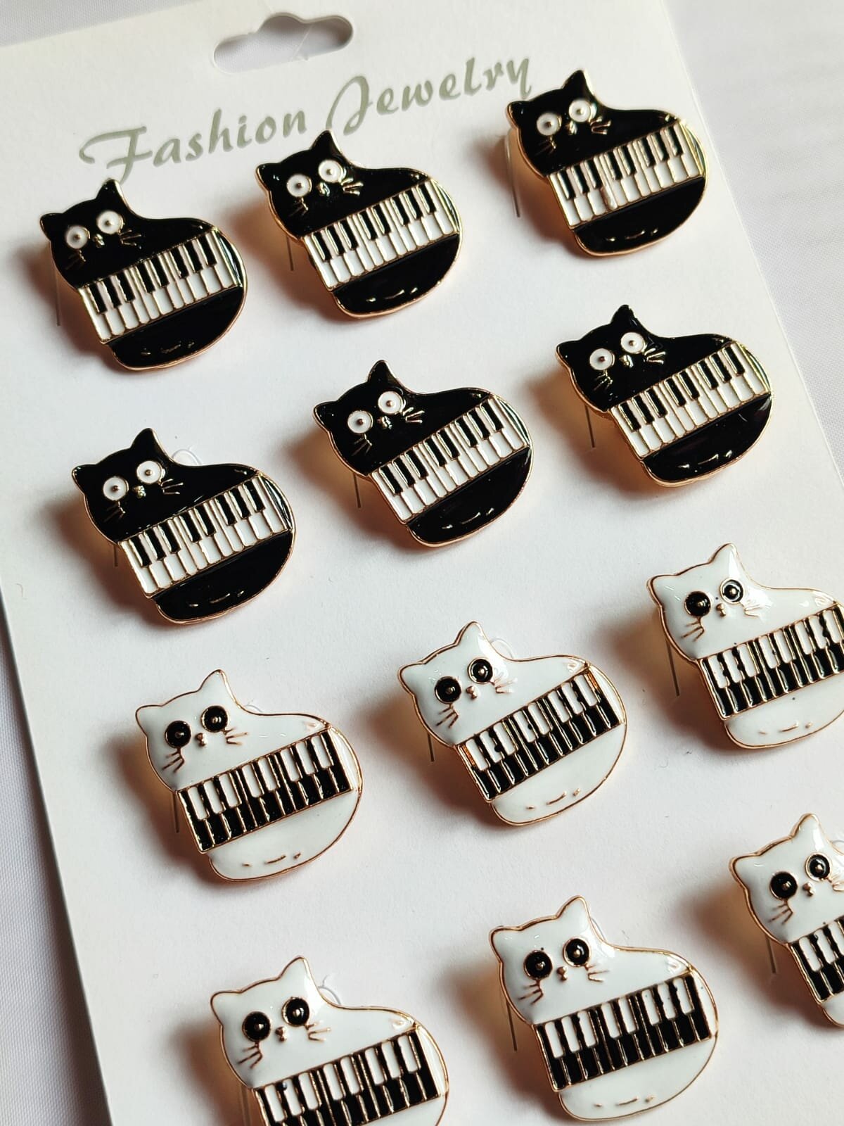 Брошь, эмаль