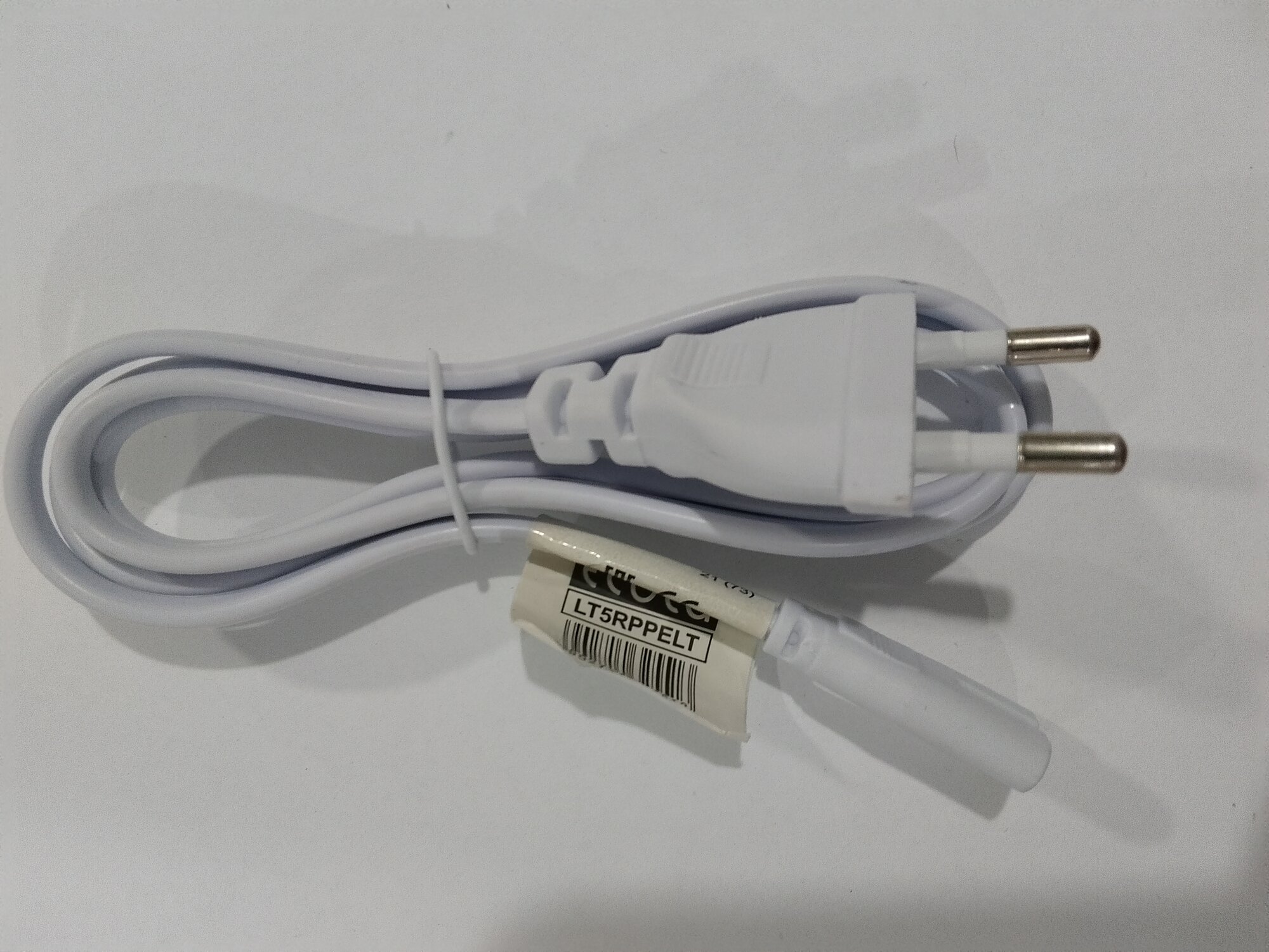 Сетевой шнур для светильника Т5 с вилкой Ecola линейный , 1м