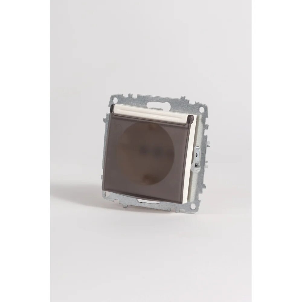 ELBI Zena Vega Белый Розетка с крышкой, заземлением и защитой от детей M+K 609-010200-219