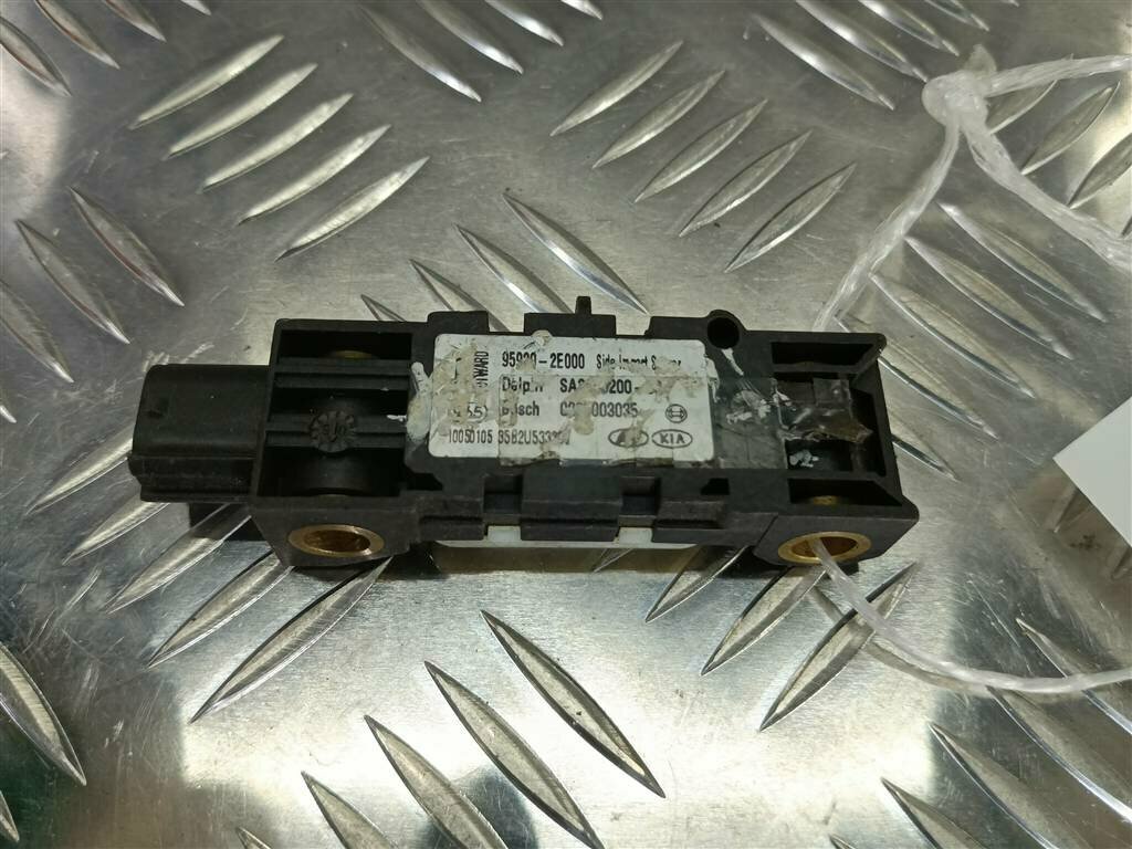 Датчик удара (AIR BAG) Б/У для Hyundai TUCSON I (2004—2015) 959202E000