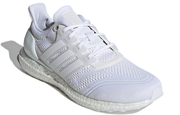 Кроссовки adidas General Ultra Boost, размер EU 43 стопа (26.5CM) — фото 1
