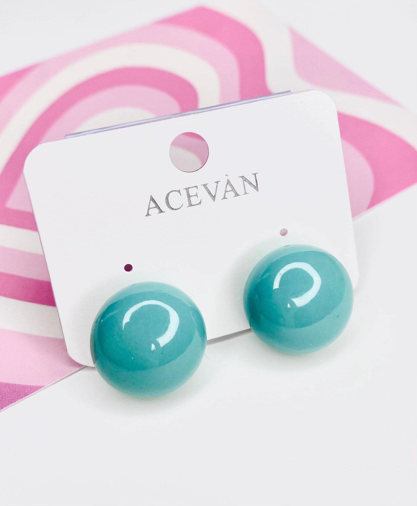 Серьги пусеты