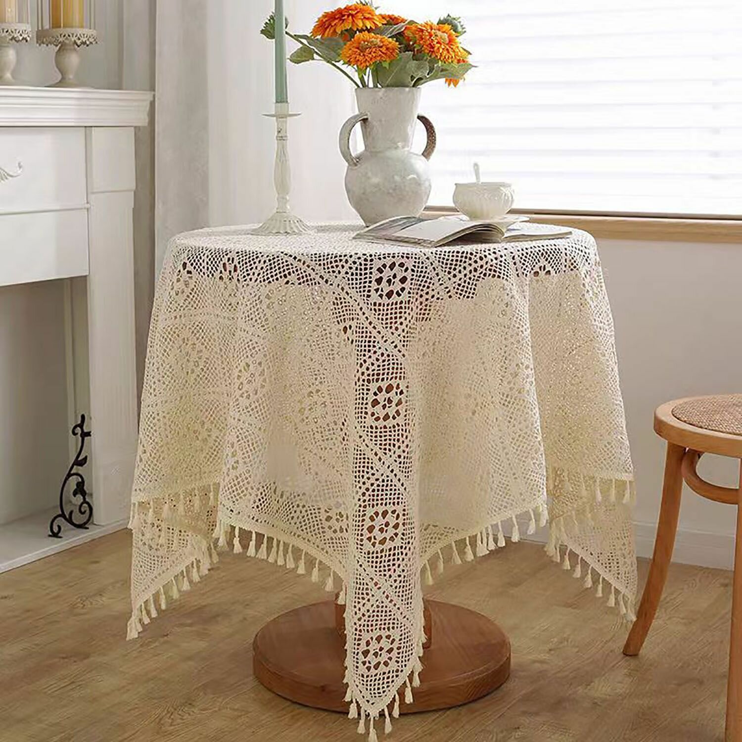 Скатерть кружевная, вязаная, Дорожка- скатерть ажурная хлопковая, с кисточками 70x70cm