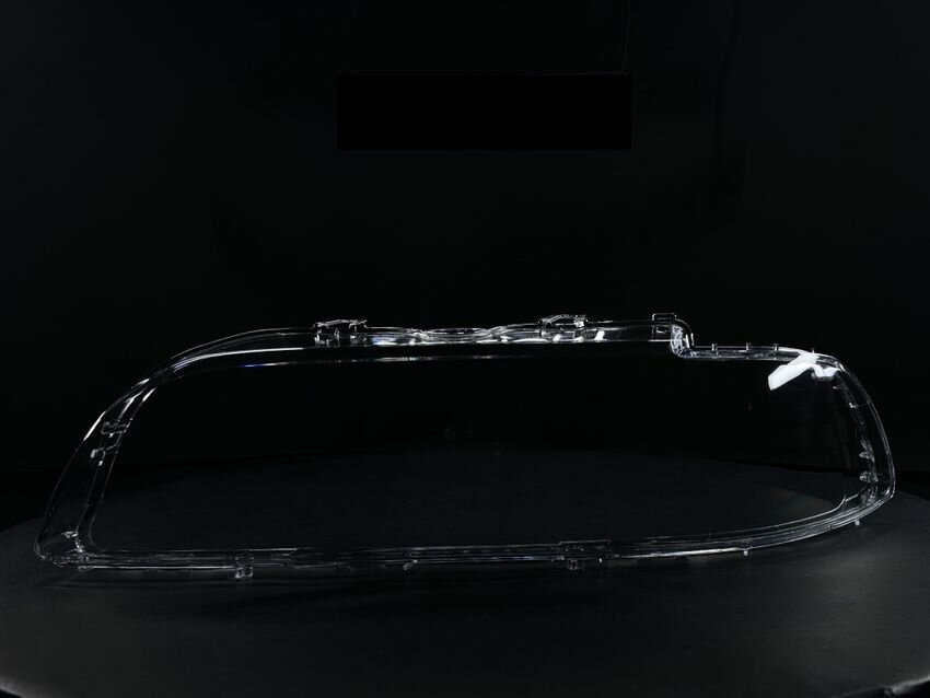 Левое стекло фары для BMW 5 E39 IV 2000-2004 рестайлинг