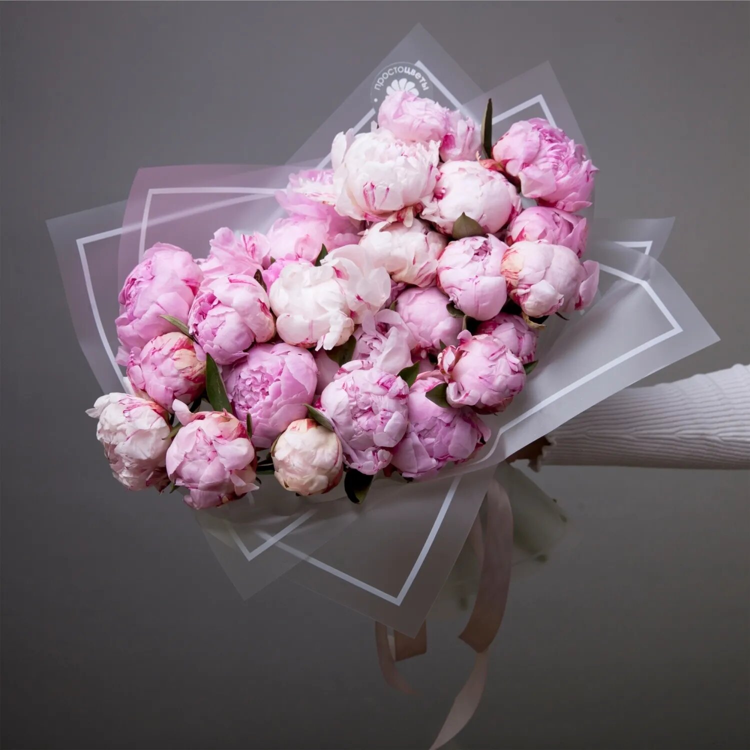 Букет пионов "Сара Бернар Розовый" 51 шт Высота 50 см в коробке и аквабоксе от "Простоцветы"