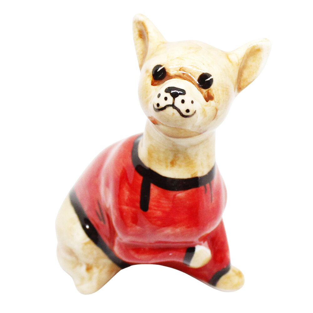 Фарфоровая фигурка ручной работы "Собака Чихуахуа" в красной кофте, (Цветная роспись)