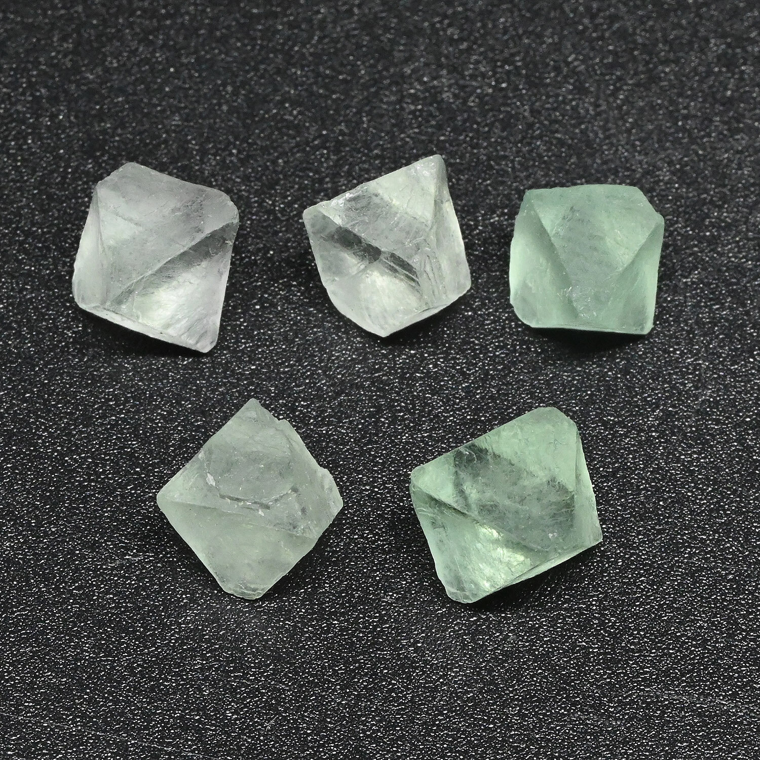 Коллекция октаэдр флюорит 9мм .