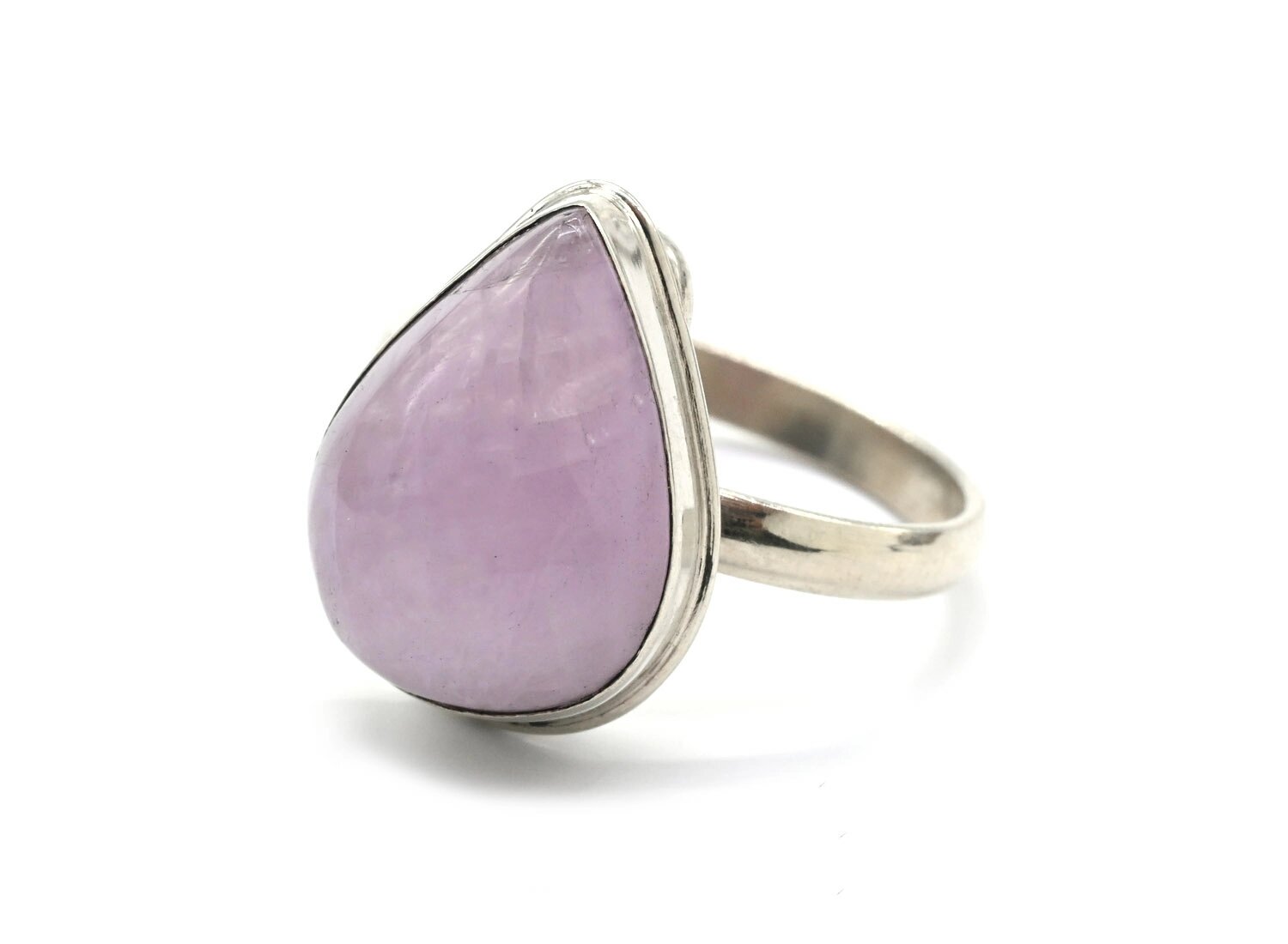 Кольцо, кунцит