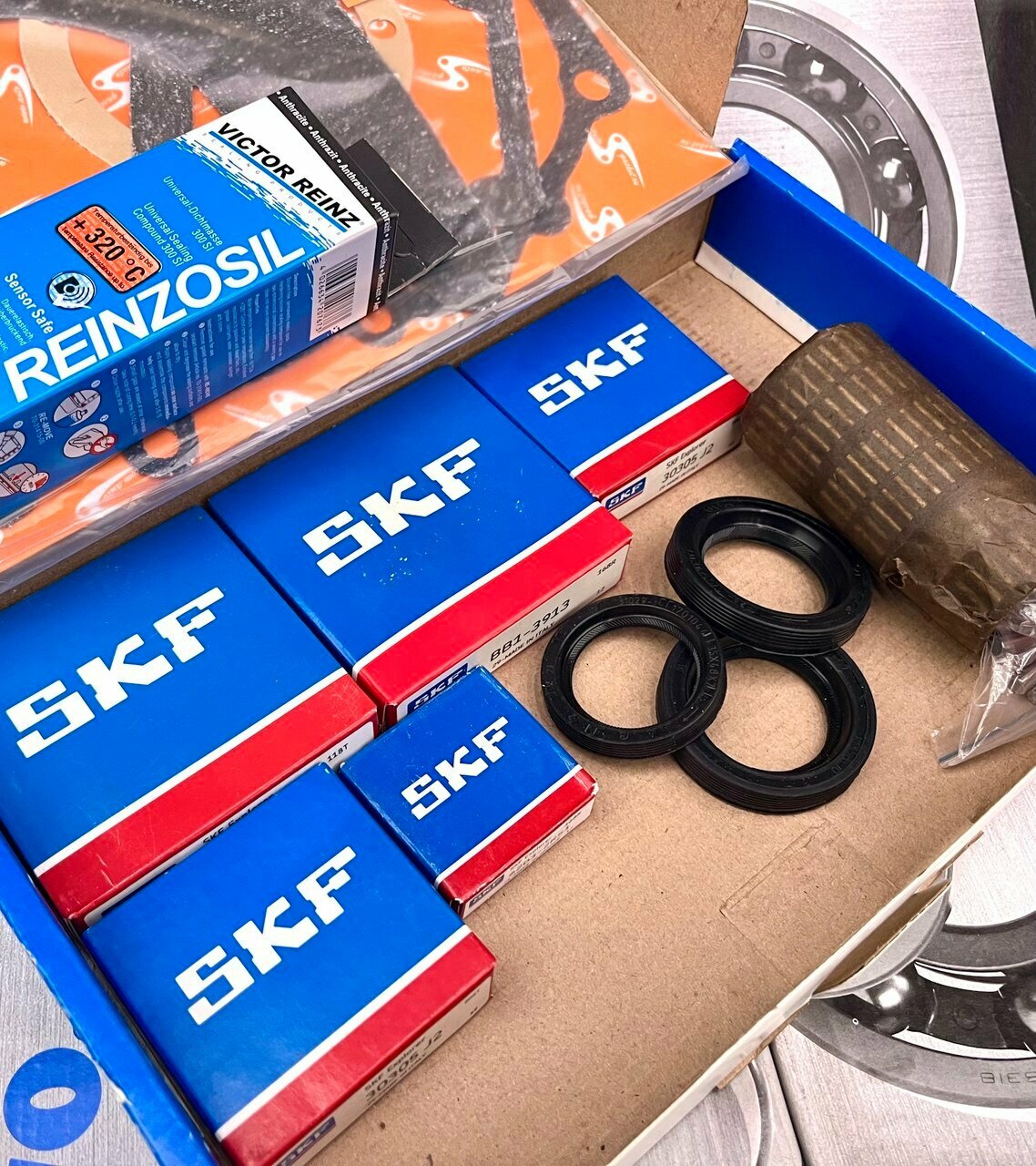 Ремонтный комплект подшипников коробки передач 5-ти ступенчатая (SKF) 3302,2705,33023 Га-зель бизнес